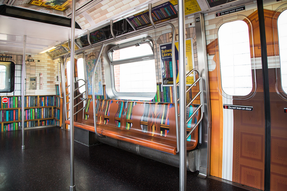 Estímulo à leitura no metrô - Biblioteca Parque Villa-Lobos